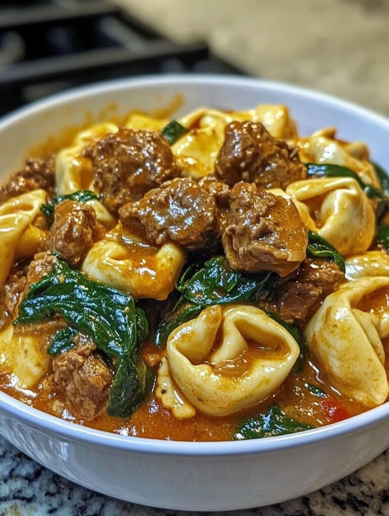 Creamy Garlic Butter Tortellini with Beef & Spinach - Easy sweet meal